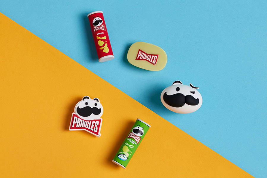 Pringles entra nel mondo delle calzature insieme a Crocs